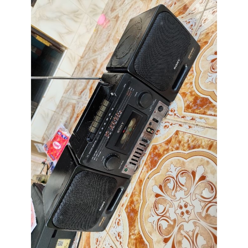 Jual Radio Antik Jadul Vintage Merk Sharp 4000, Sanyo, Telesonic, Sony ...