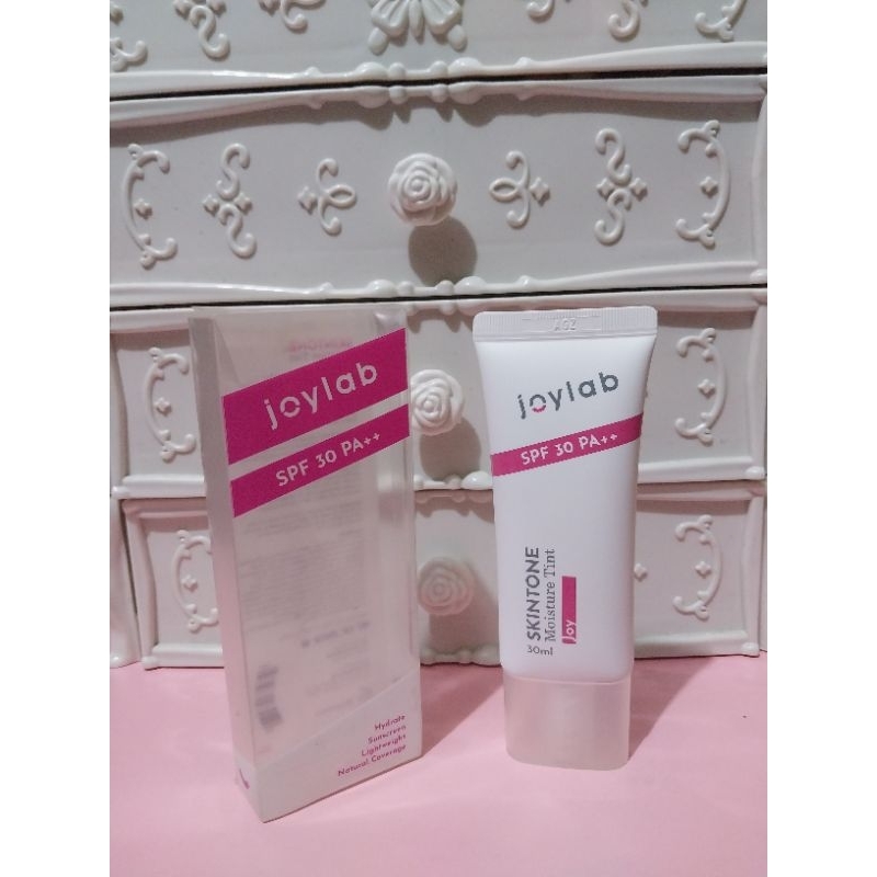 Jual preloved joylab skintone moisture tint shade joy | Shopee Indonesia