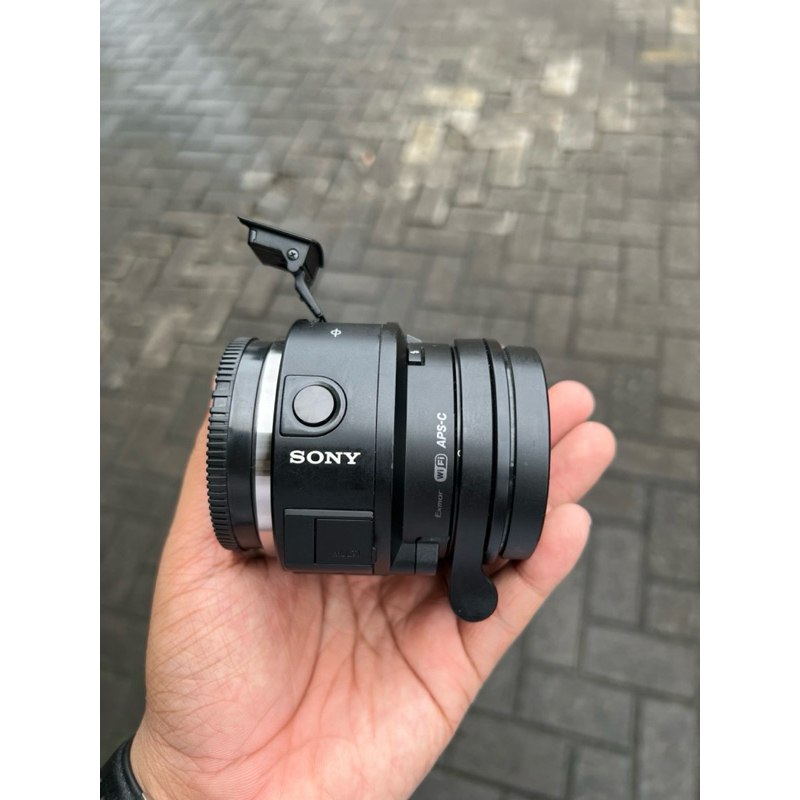Jual SONY ILCE QX1 Lens Kit Muluss Limited stok | Shopee Indonesia