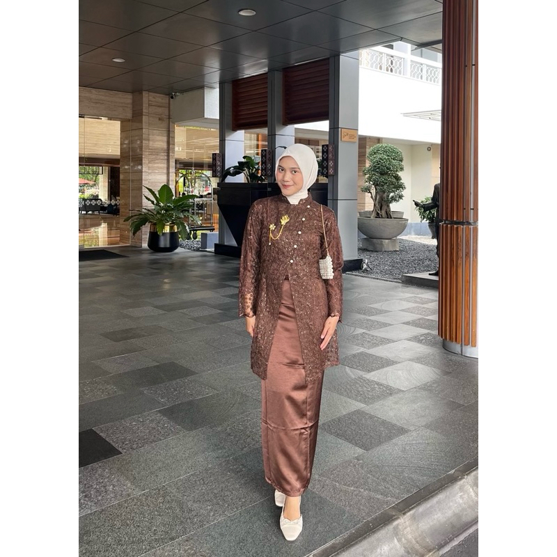 Jual !! Ready Stock !! Kebaya Janggan Dark Brown | Coklat Mahogany | Shopee Indonesia