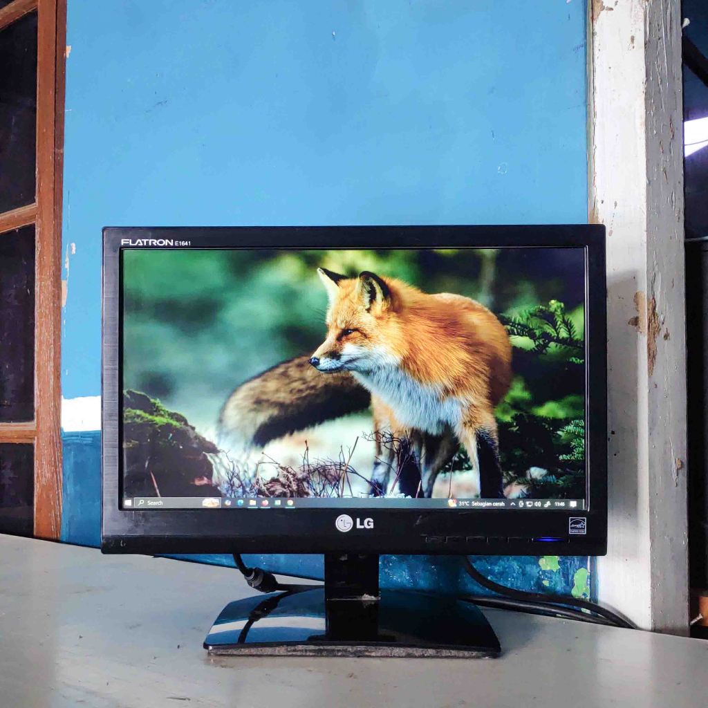 Jual Monitor Merk LG Flatron Led 16 Inch HD Wide Kondisi Normal Murah ...