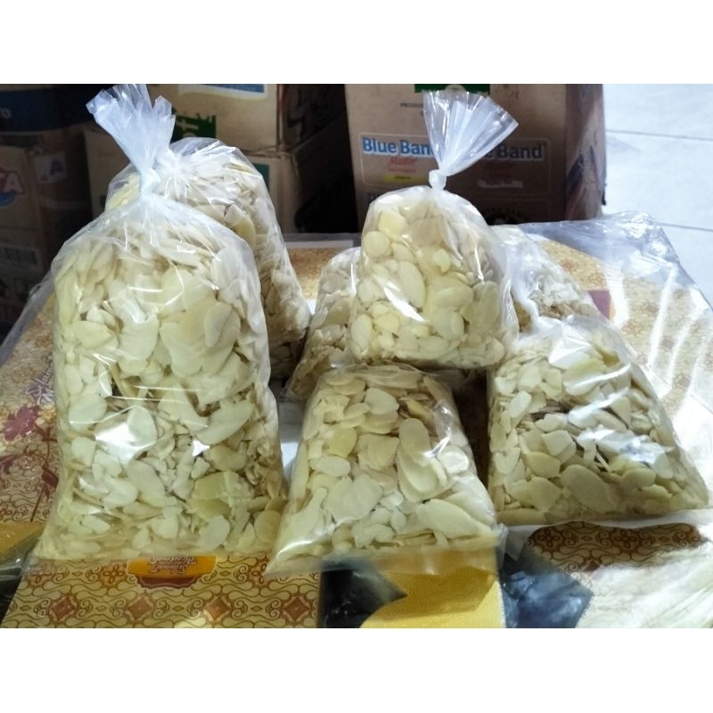 Jual kacang almon repack 100g & 250g | Shopee Indonesia