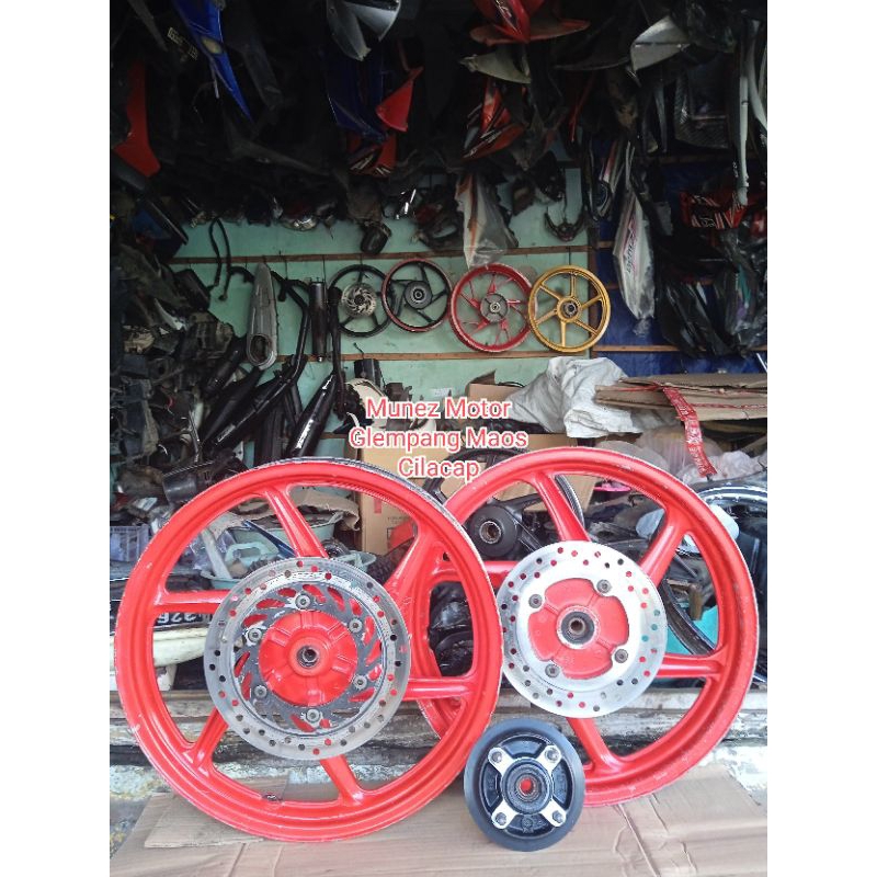 Jual Velg Cb150R old original / Velg Mega pro Mono Original lengkap ...