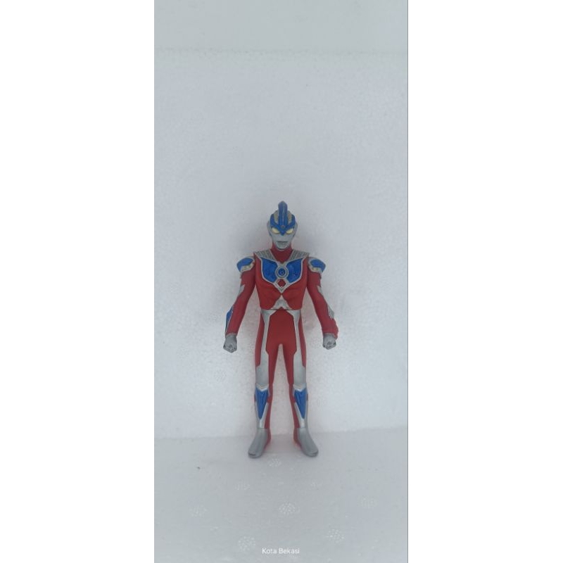 Jual Ultraman Ginga Strium Sofubi Spark 14 cm BANDAI | Shopee Indonesia