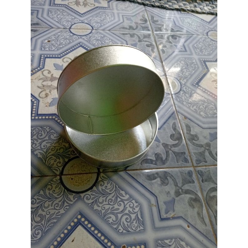 Jual loyang bolu bentuk bulat 18cmx4cm | Shopee Indonesia