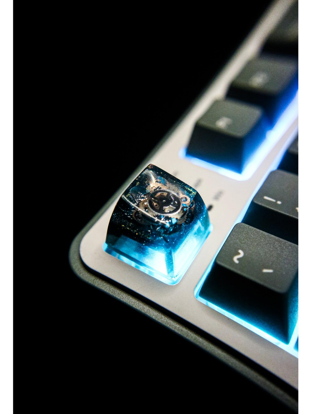 Jual Artisan Resin Keycaps Gear Silver Astronomy Esc Key MX Switch untuk Keyboard | Shopee Indonesia