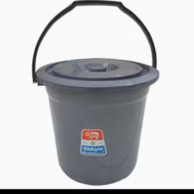 Jual Ember Air Plastik Abu-Abu Silver Awet Tebal Kuat Premium Komet ...