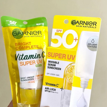 Jual GARNIER Light Complete SUPER UV Sunscreen SPF 50 PA++++ MATTE ...