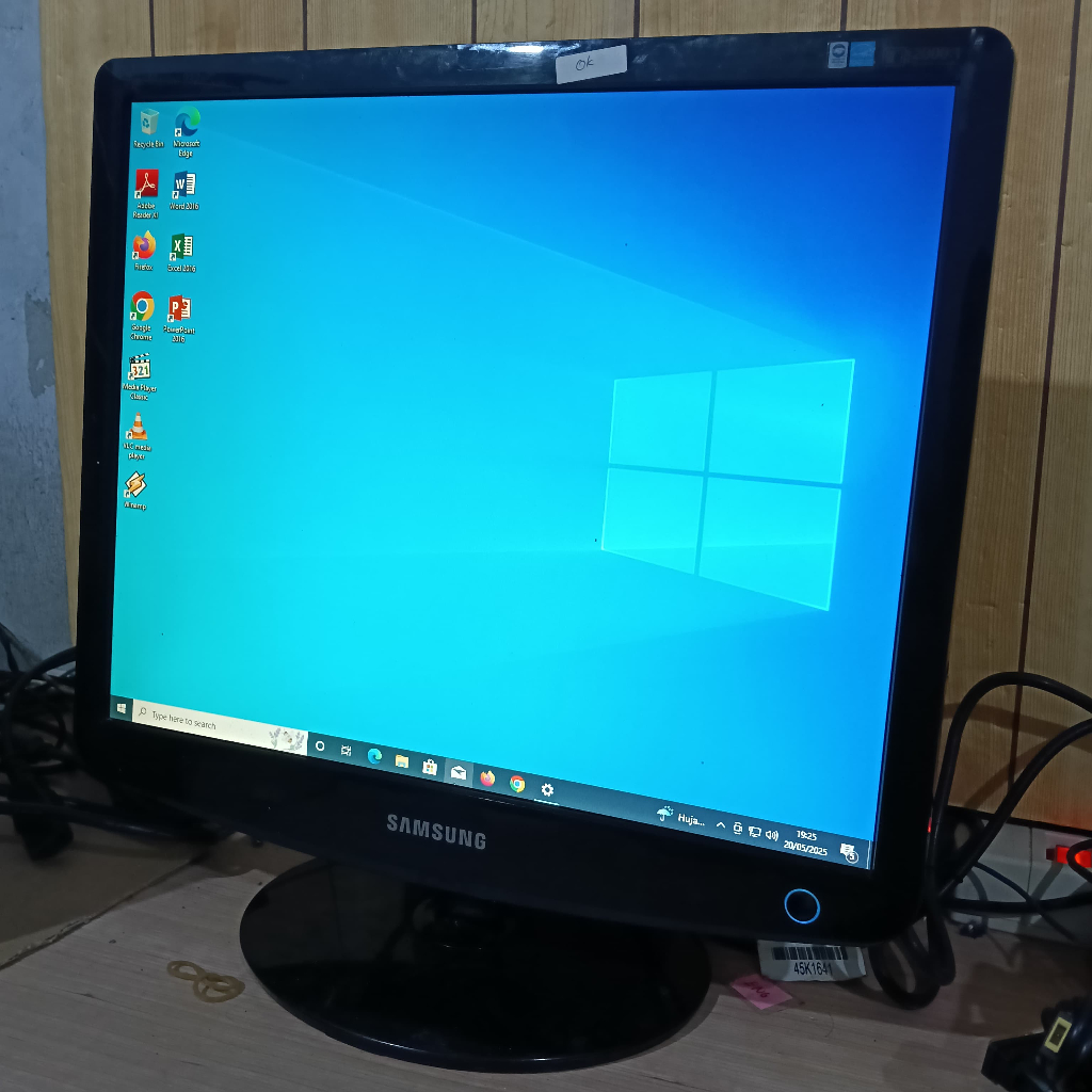 Jual Monitor Lcd 19 inch Dell / Lenovo / Samsung Kotak - Monitor LCD 19 ...