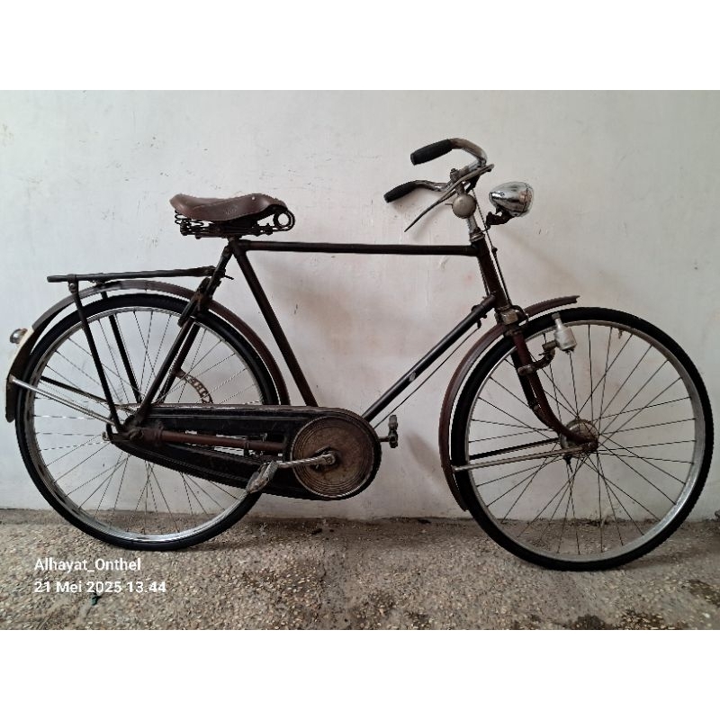 Jual Sepeda Ontel Antik Tua Jadul Batavus Holland | Shopee Indonesia