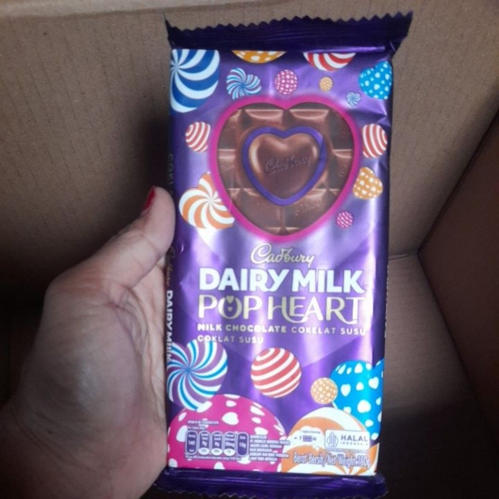 Jual PROMO Cadbury dairy milk pop heart 150gr | Shopee Indonesia