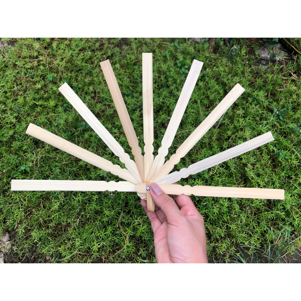 Jual STIK TANGKAI KIPAS TARI KARNAFAL 17 AGUSTUSAN 2025 , BAHAN DARI ...