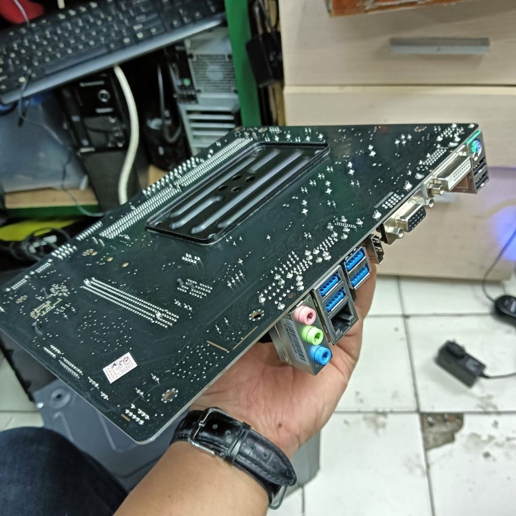 Jual Cpu set processor mobo Ryzen 5 3400G | Shopee Indonesia