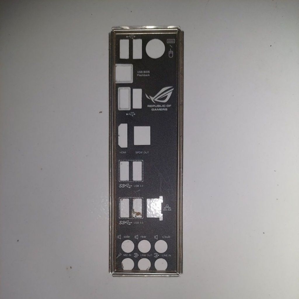 Jual Back Plate , Back Panel ,plate belakang Motherboar maximus hero ...