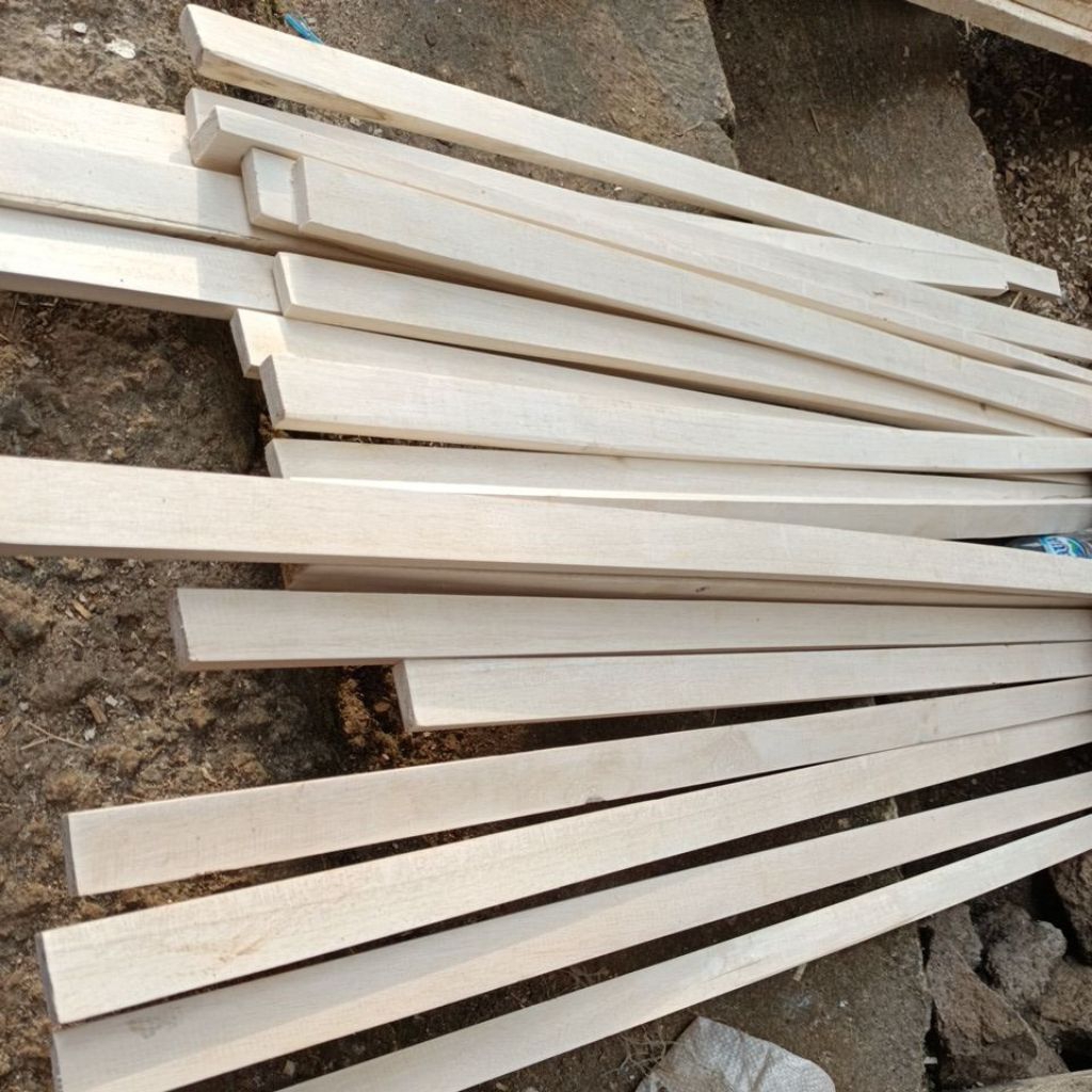 Jual Kayu Reng Balok Stik List Reng Kayu Jati Belanda Berkualitas untuk ...