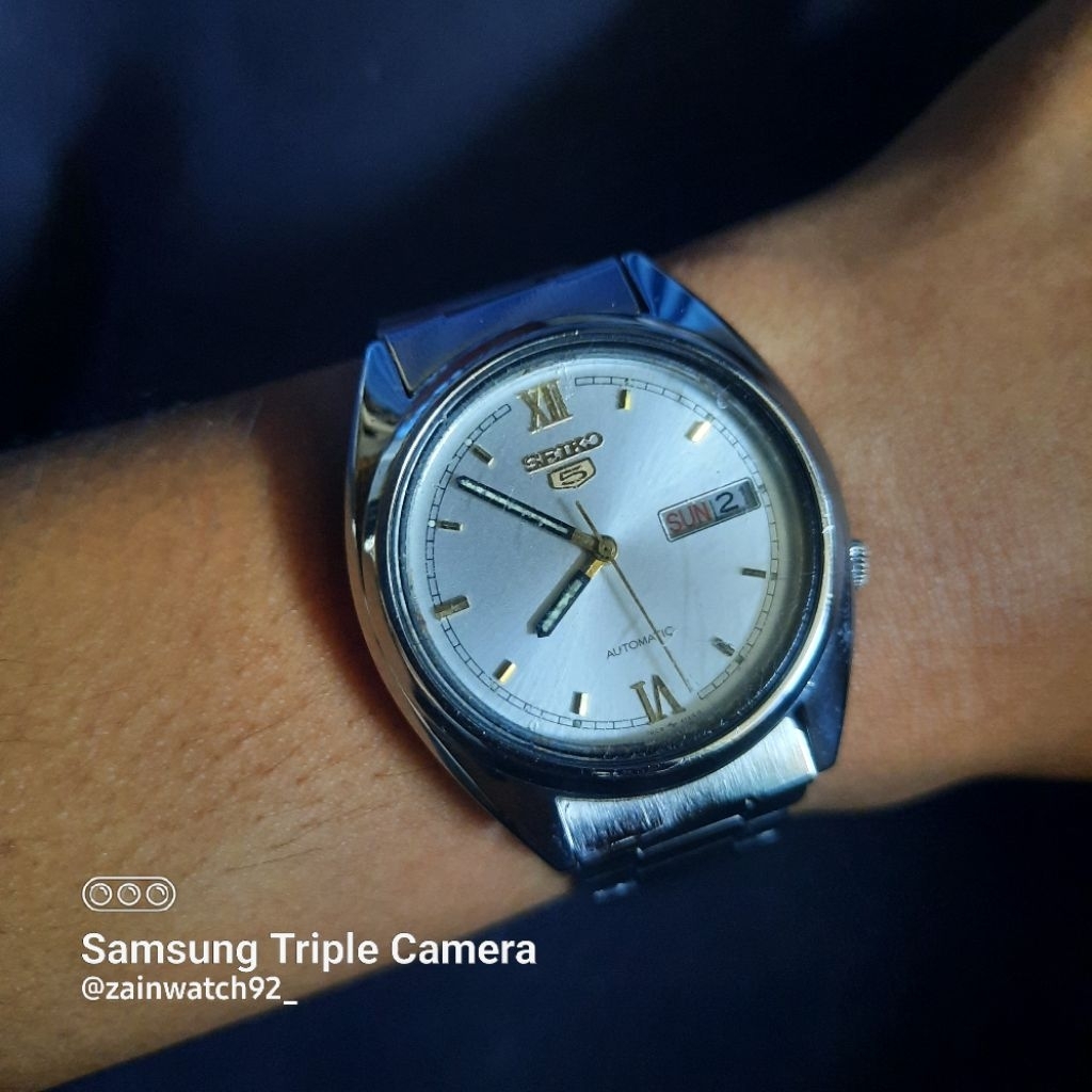 Jual Jam Tangan Seiko 5 Caliber 7009 Silver Dial Automatic Vintage Full Original | Shopee Indonesia