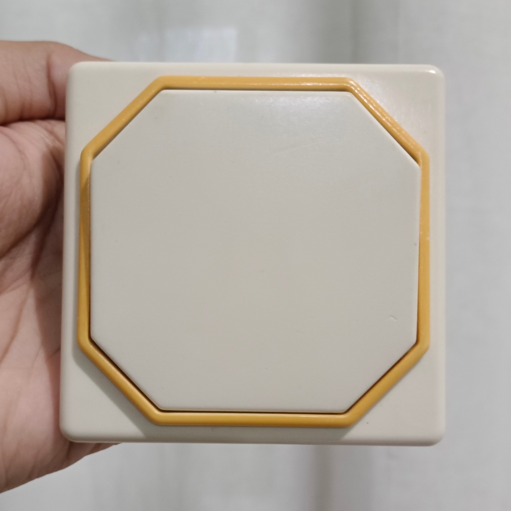 Jual SAKLAR ISI SATU LIS KUNING SKLAR TANAM TEMBOK SAKLAR ENGKEL INBOW ...