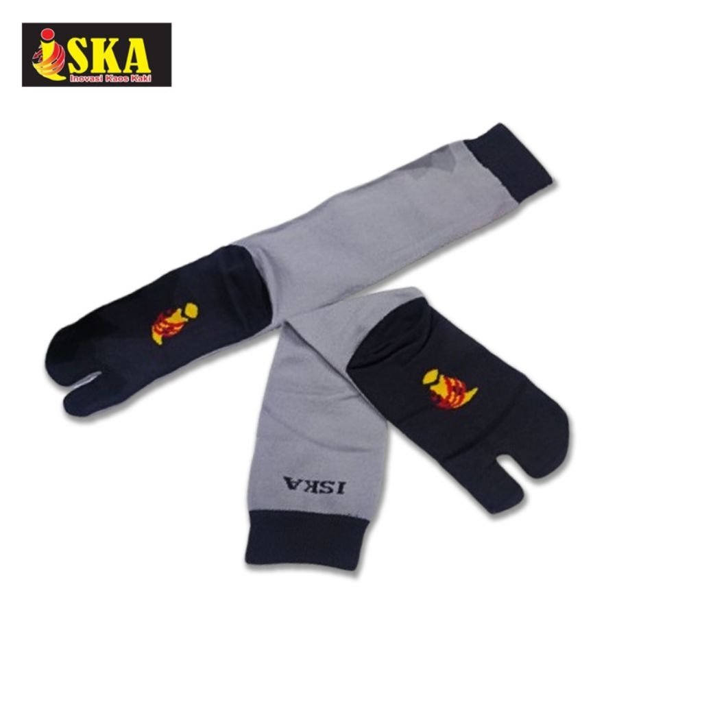 Jual Iska Kaos Kaki Polos Model Jempol Warna Abu Muda | Shopee Indonesia