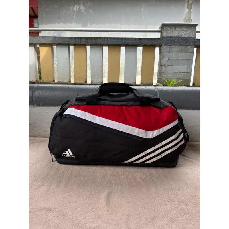 Jual duffel bag tas selempang hitam pria dan wanita untuk olahraga ...