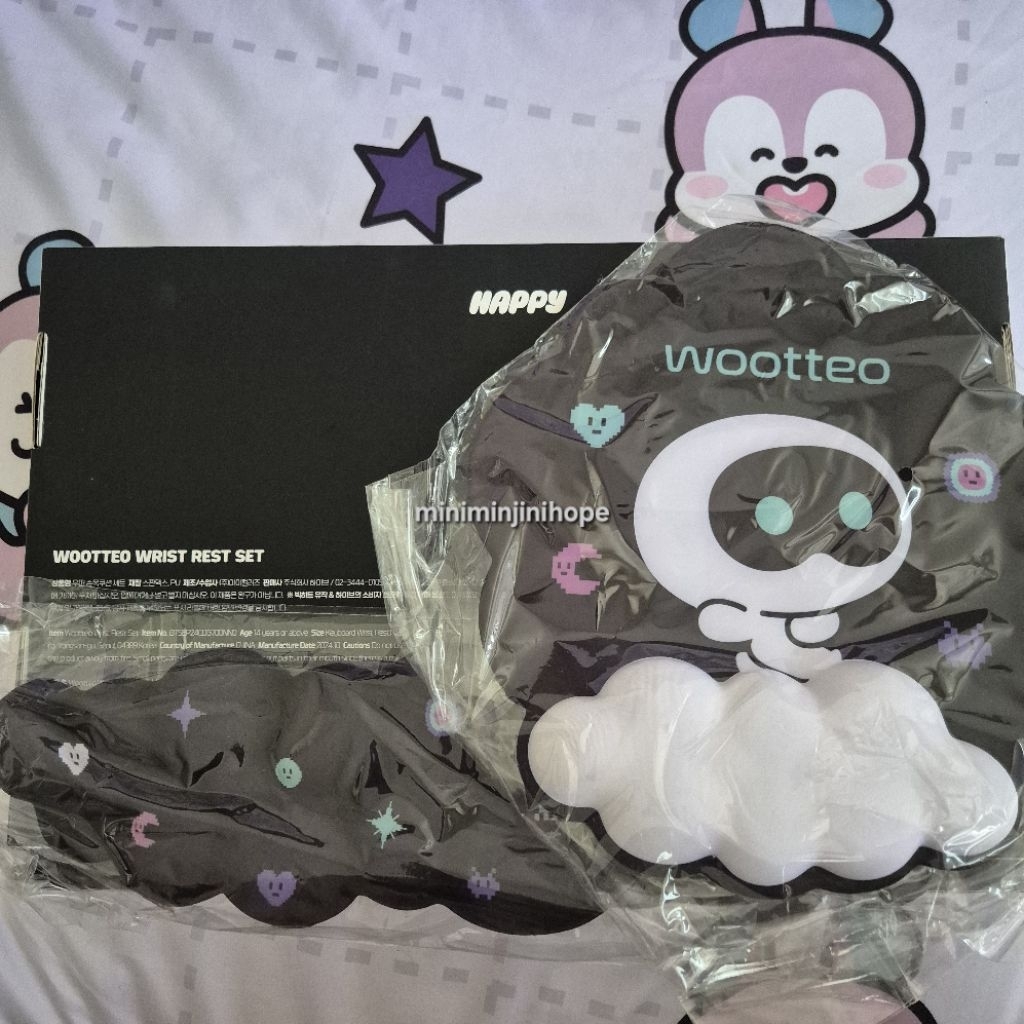 Jual [READY] BTS JIN HAPPY MERCH WOOTTEO WRIST REST SET | Shopee Indonesia