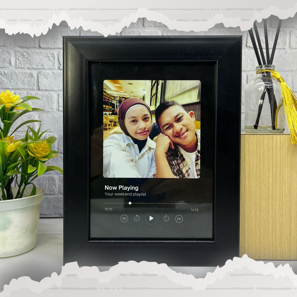 Jual Pigura Cetak Foto Custome Bingkai 5R Kado Ulang Tahun Kado Wisuda ...