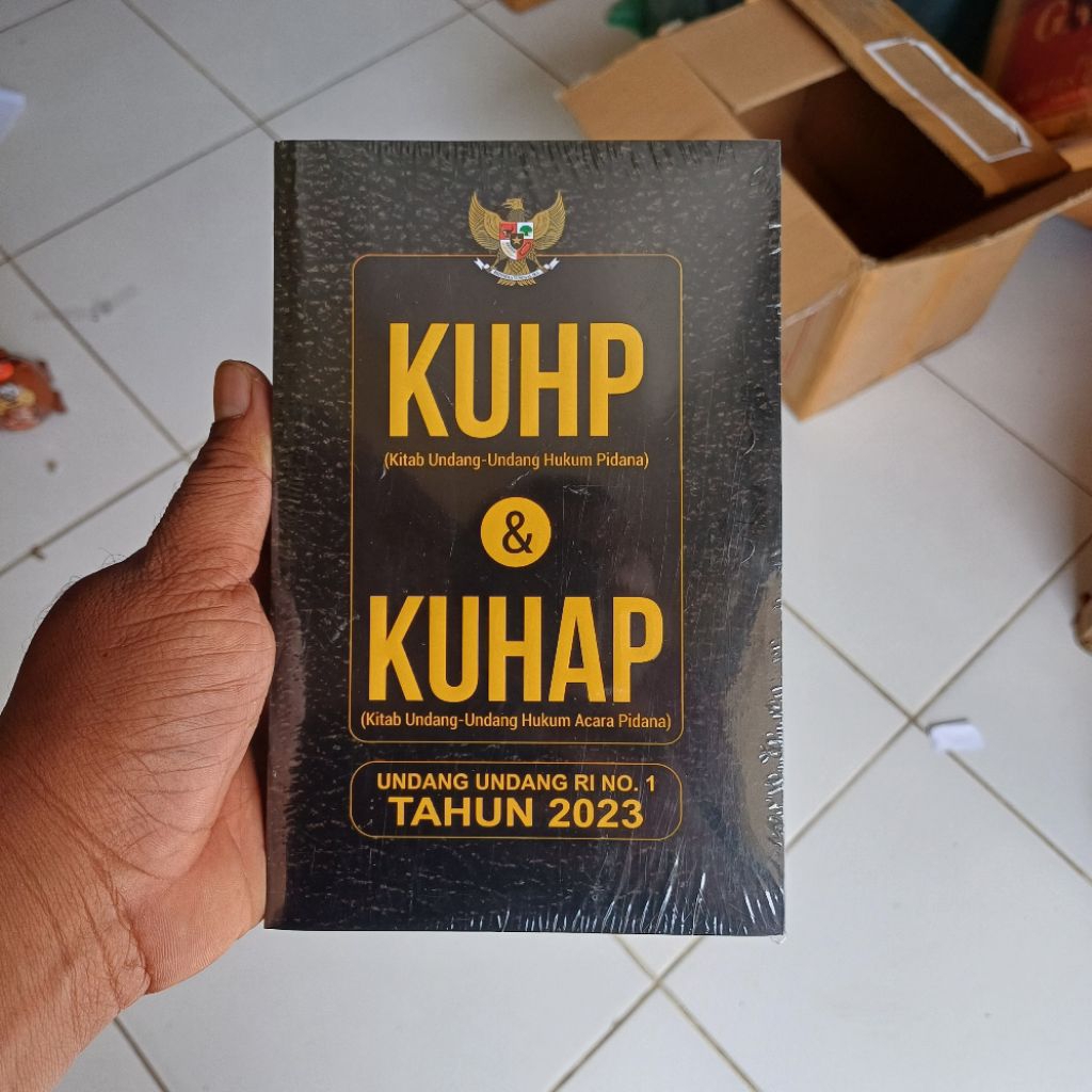 Jual Buku KUHP dan KUHAP Undang Undang RI No.1 tahun 2023 | Shopee Indonesia