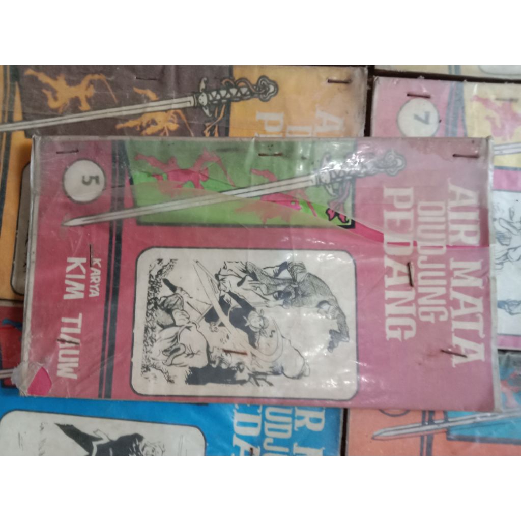 Jual cerita silat air mata di ujung pedang kim tiauw 14 jilid tamat ...