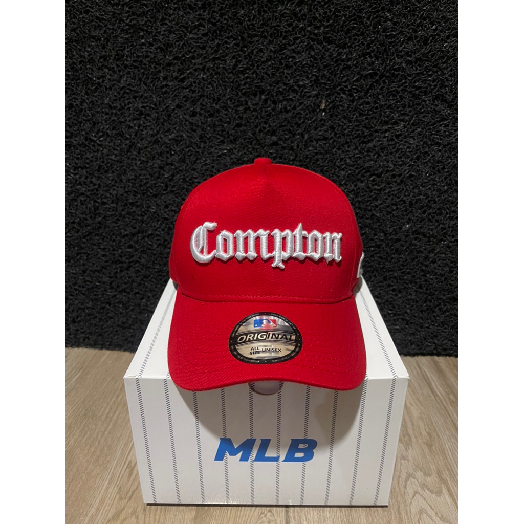 Jual Bahan Merah Logo Compton Putih Topi Premium Pria Wanita | Shopee ...
