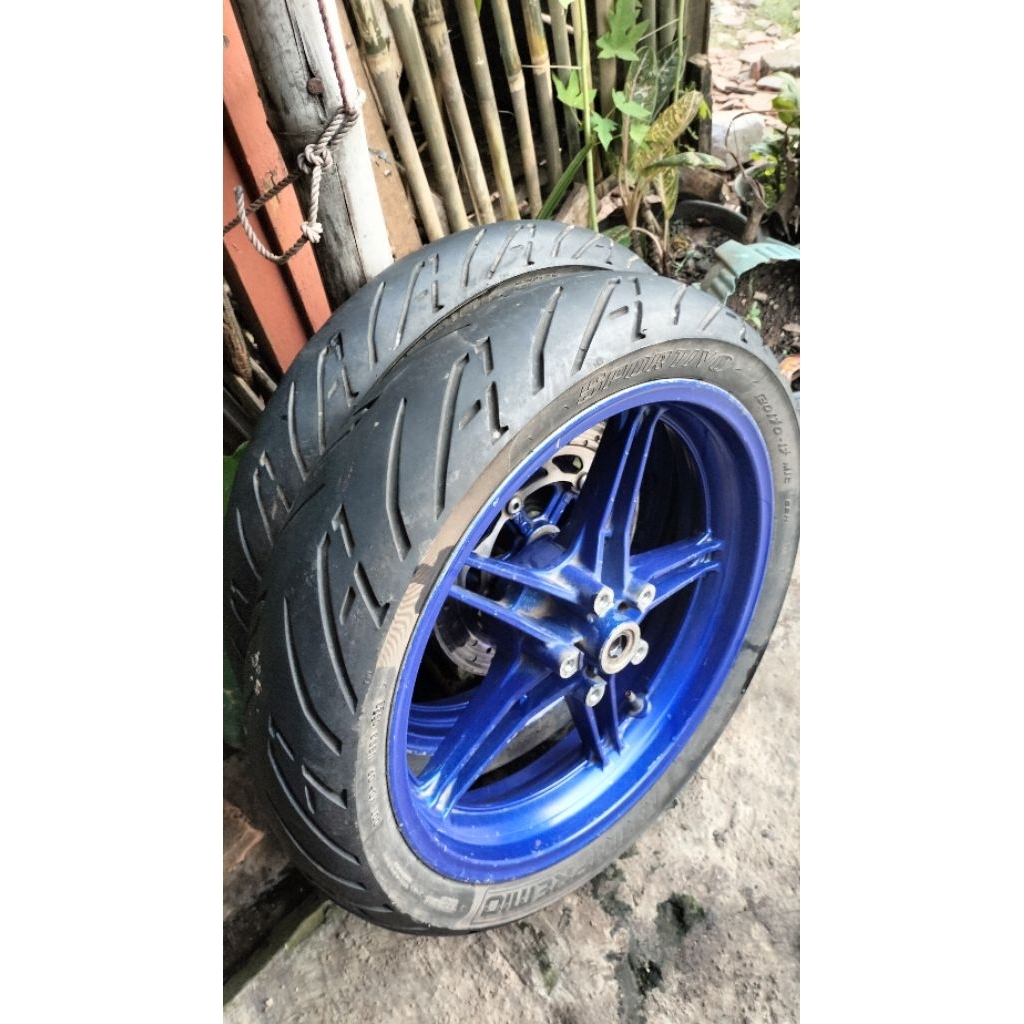 Jual VELG SET BAN YAMAHA R15 V2 SECOND ORIGINAL | Shopee Indonesia