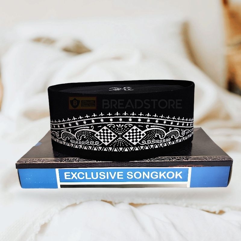Jual PECI SONGKOK KOPIAH HITAM PRIA SHOLAT MOTIF BATIK SILVER ...