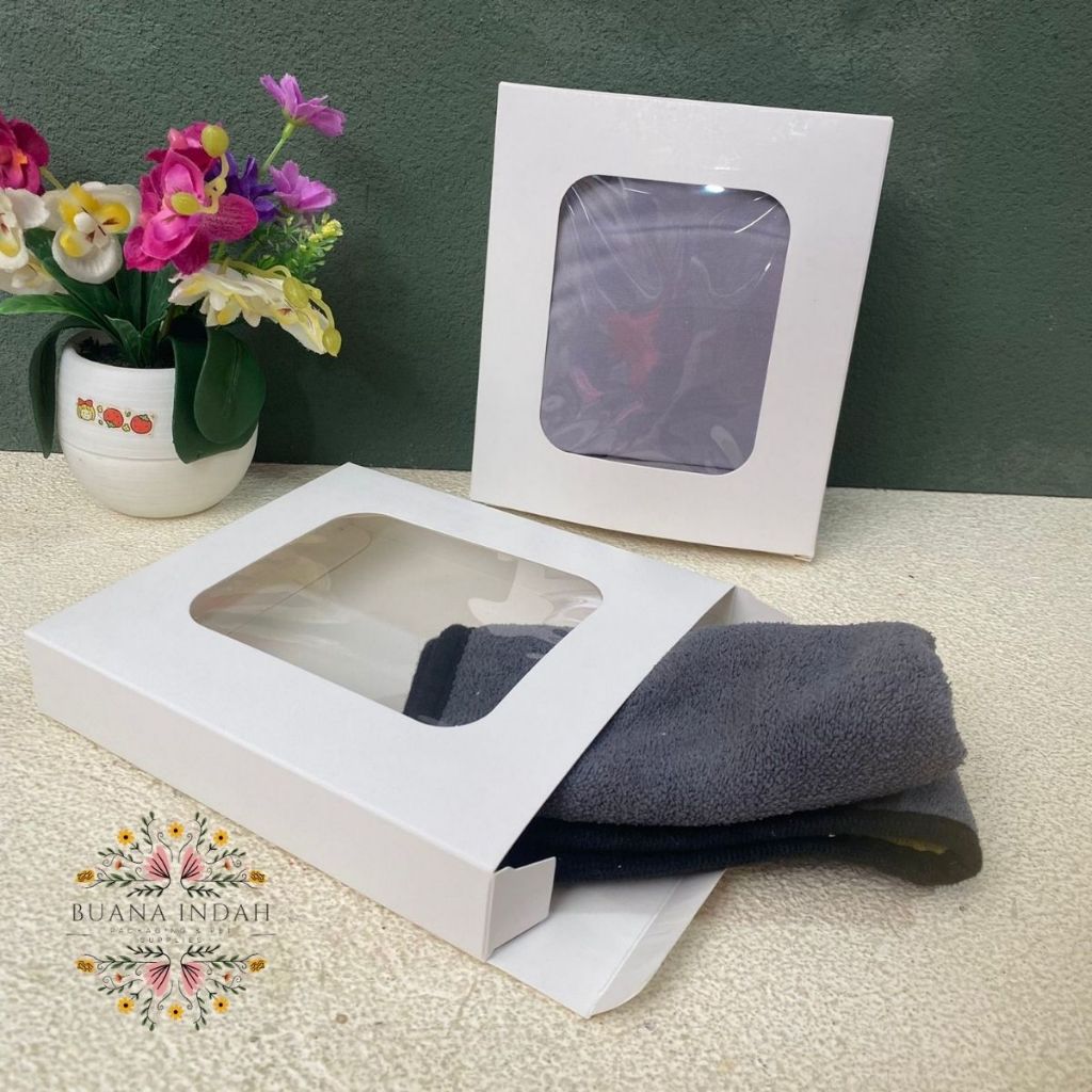 Jual BOX PACKAGING HIJAB PUTIH DENGAN MIKA POLOS 17 X 3 X 17 CM MN-1802 ...