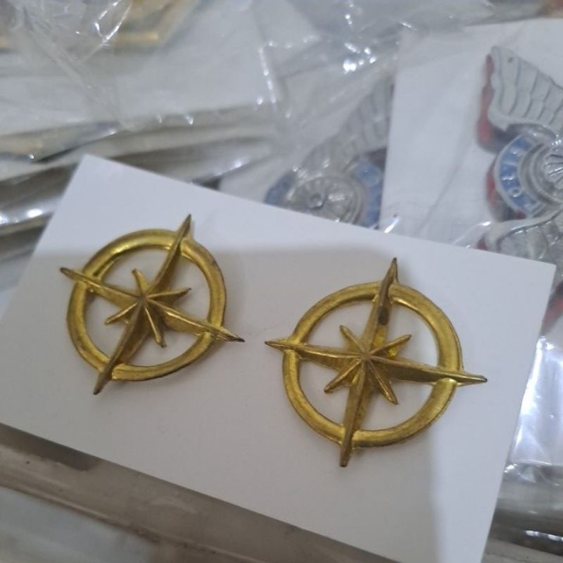 Jual pin kerah arah mata angin | Shopee Indonesia