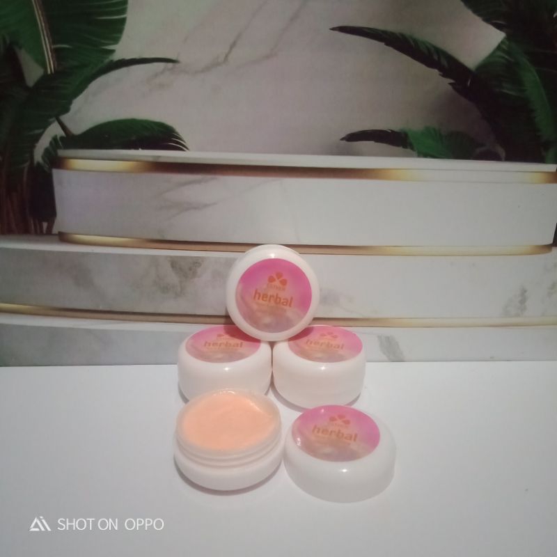 Jual CREAM ESTHER HERBAL ORIGINAL WHITENING//CREAM ESTHER HERBAL MOIST ...