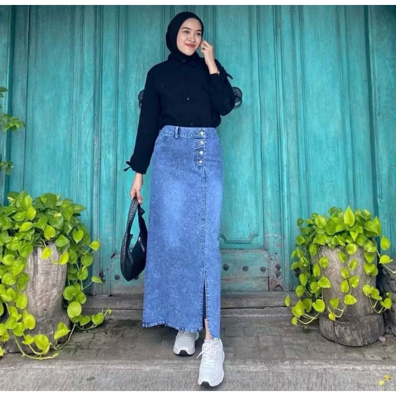 Jual Rebecca Rok Jeans verlin Higwais Kancing Belah Samping Terbaru ...