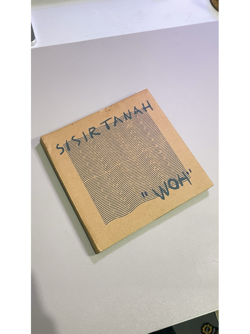 Jual CD Album Musik “Woh” Sisir Tanah (Second) | Shopee Indonesia