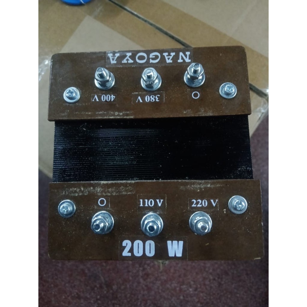 Jual Trafo Step up down 200 Watt 110V-220V to 380V-400V Auto transformer | Shopee Indonesia