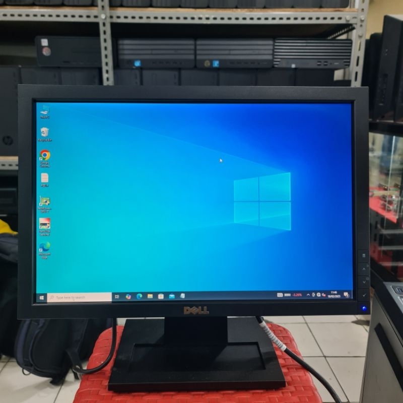 Jual MONITOR DELL 17 INCH LENGKAP KABEL | Shopee Indonesia