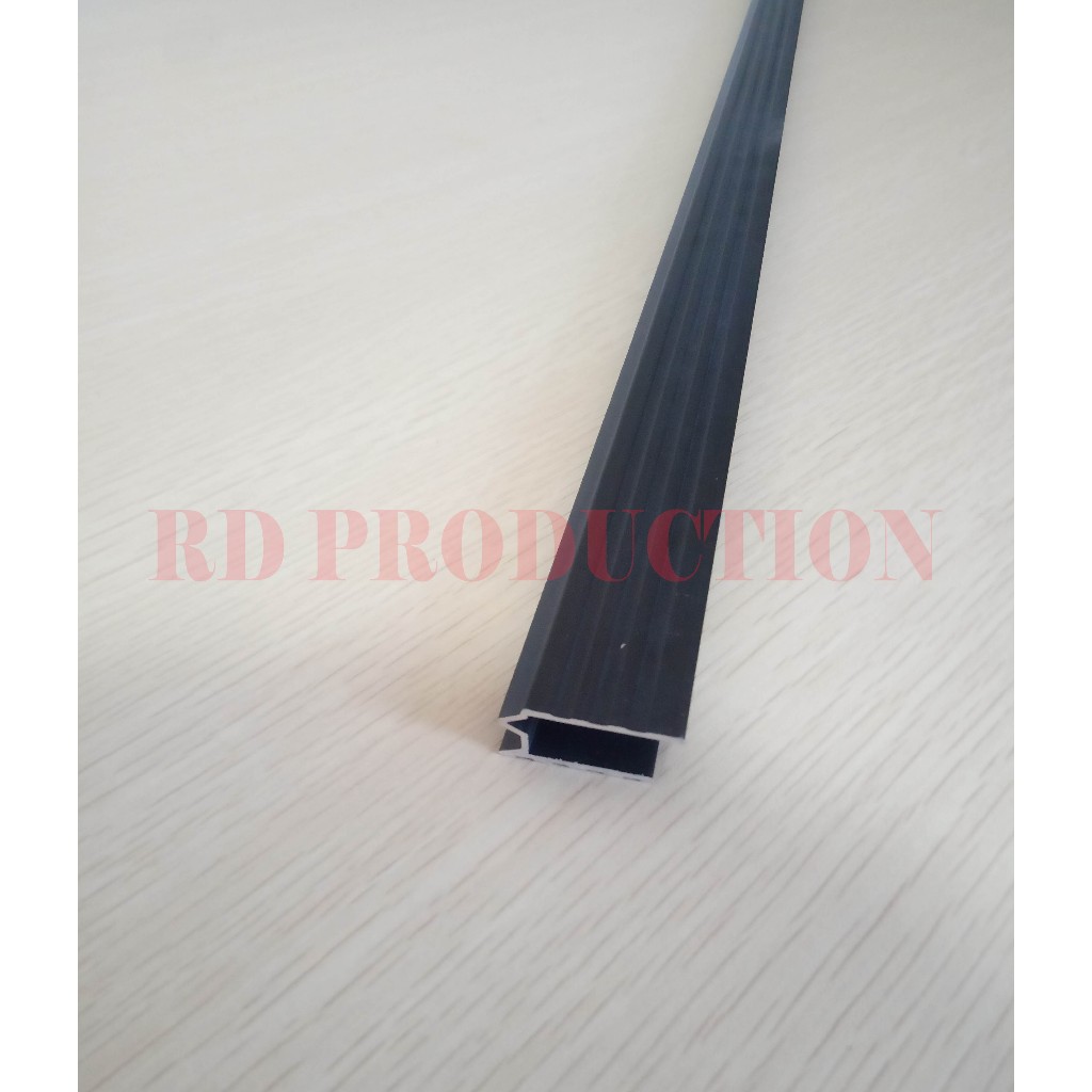 Jual LIST ALUMUNIUM M 50cm HITAM list u Lis HARD CASE Tebal | Shopee ...