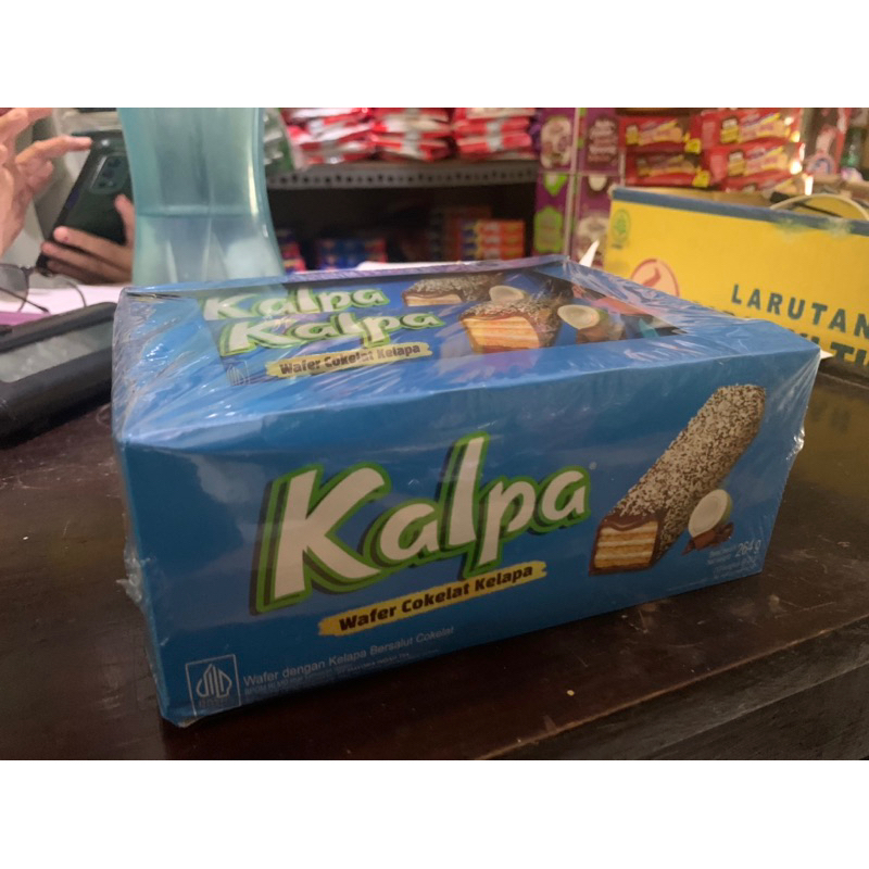 Jual Kalpa Wafer Cokelat Kelapa 1 box (12pcs) | Shopee Indonesia