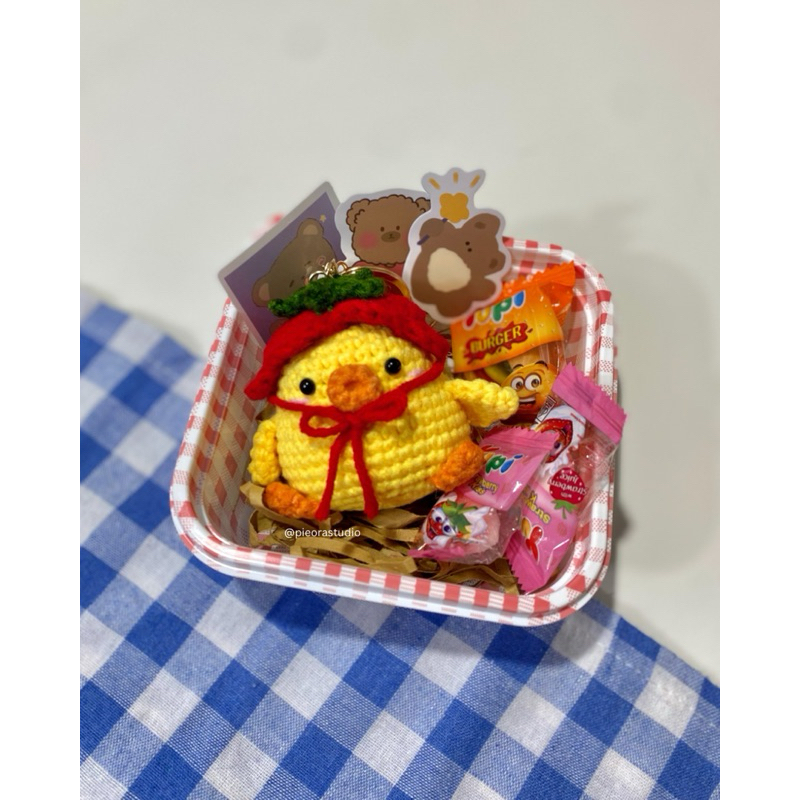 Jual Baby chicken crochet / gantungan boneka rajut / bento gift box ...