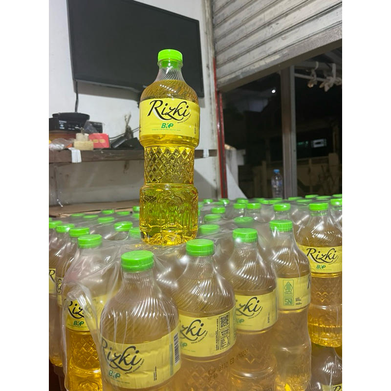 Jual minyak goreng Rizki 800ml isi 12pcs | Shopee Indonesia
