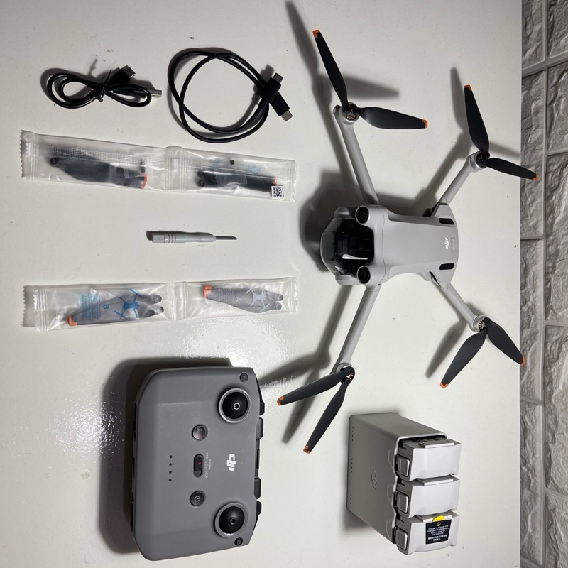 Jual DJI MINI 3 PRO plus FLY MORE KIT | Shopee Indonesia