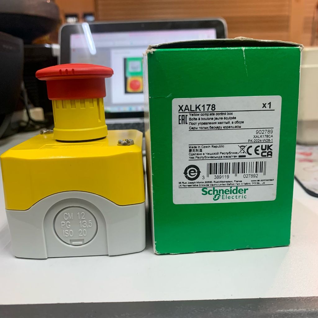 Jual XALK178 Schneider EMERGENCY STOP | Shopee Indonesia