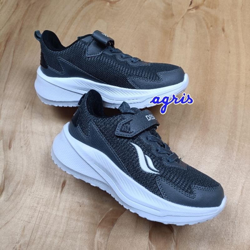 Jual Sepatu running anak desle Jacob original | Shopee Indonesia