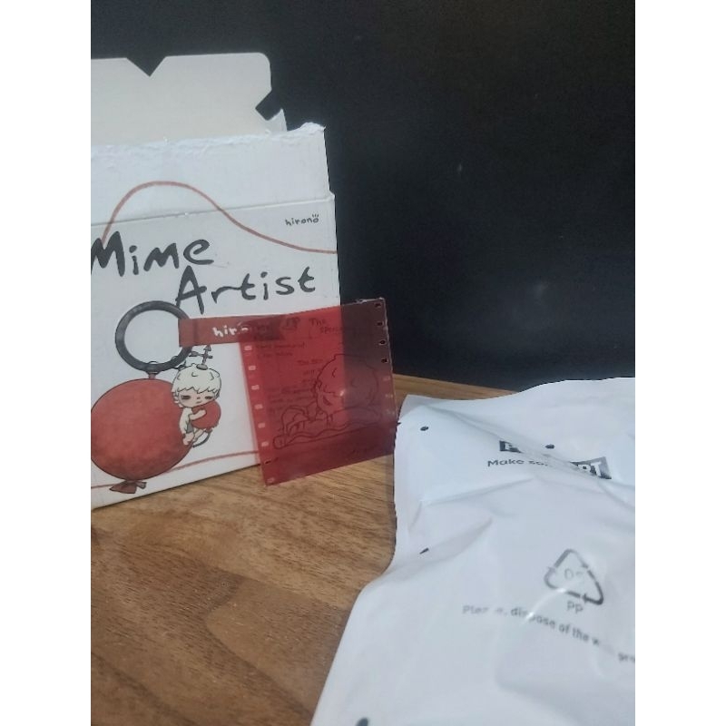 Jual Hirono Mime Artist Pendant Poem ORIGINAL POPMART (UNSEALED BOX ...