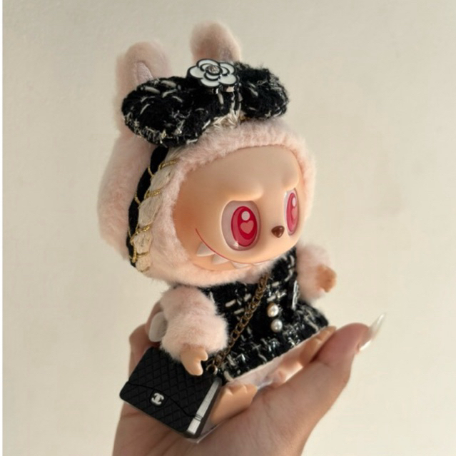 Jual Labubu Preloved ; Have A Seat Dada ( Pink ) INCLUDE BAJU, TAS ...