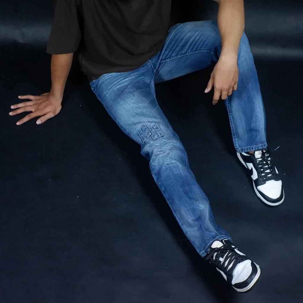 Jual LEE Patch Slim Straight Jeans | Shopee Indonesia