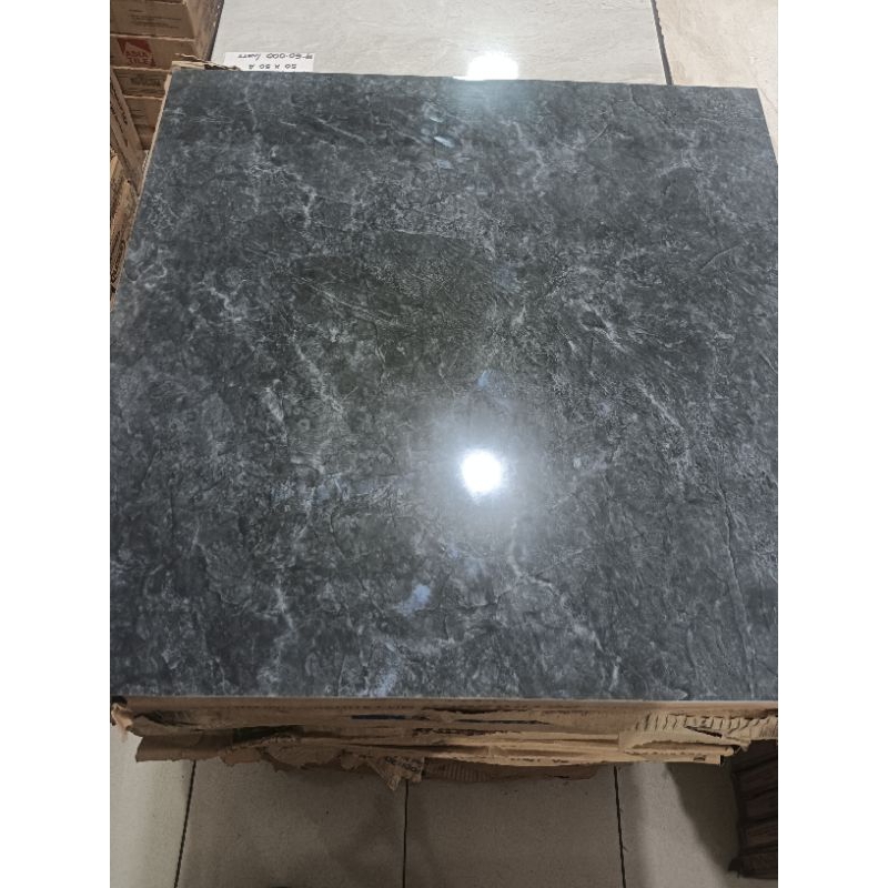 Jual Granit Infinity Nolan Dark Grey 60x60 Kw2/Dus (kilap) | Shopee ...