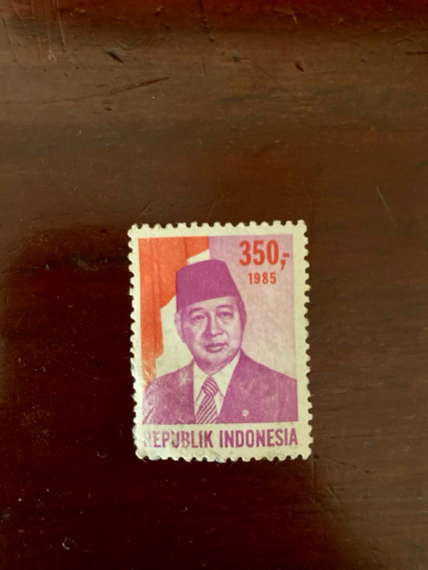 Jual PERANGKO TAHUN 1985 EDISI TOKOH SOEHARTO | Shopee Indonesia