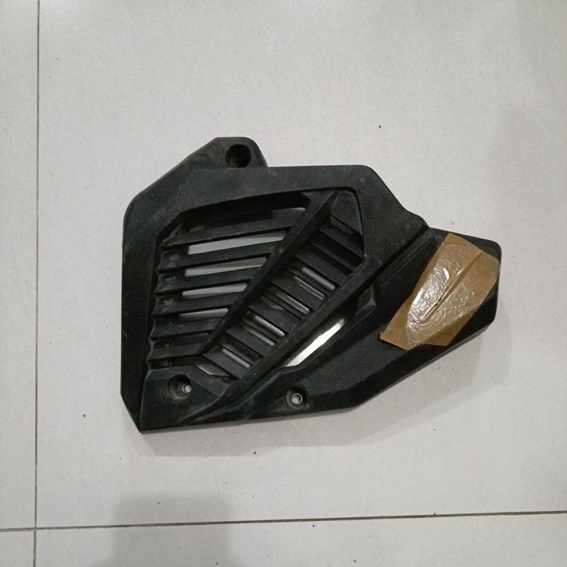 Jual Tutup Radiator Vario 150 ,original,bekas copotan | Shopee Indonesia